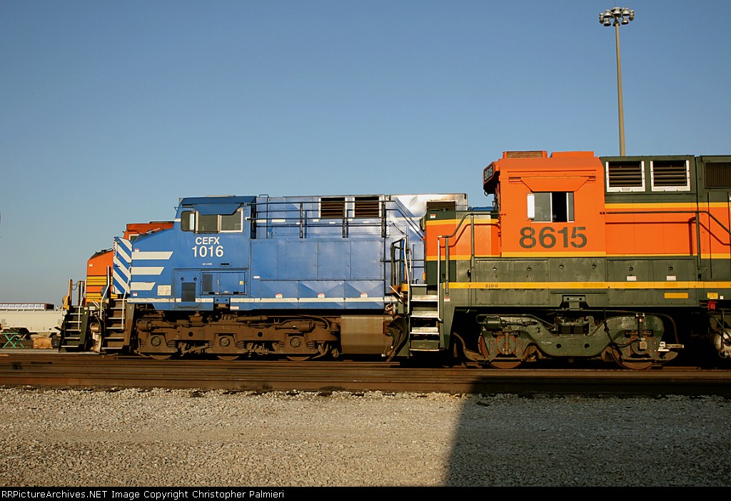 CEFX 1016 and BNSF 8615